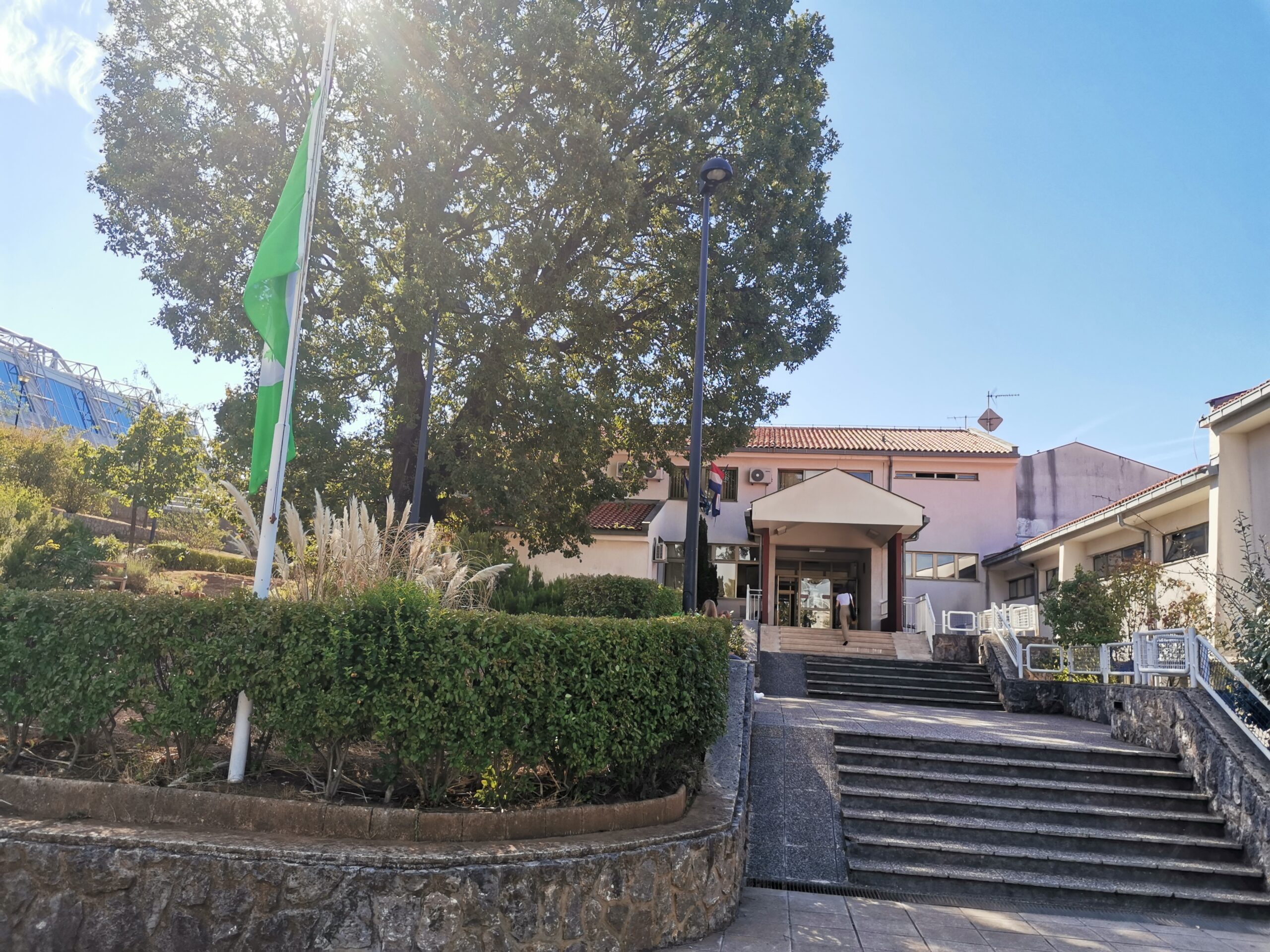 Prijevoz učenika OŠ Kostrena školskim autobusom - Naša Kostrena