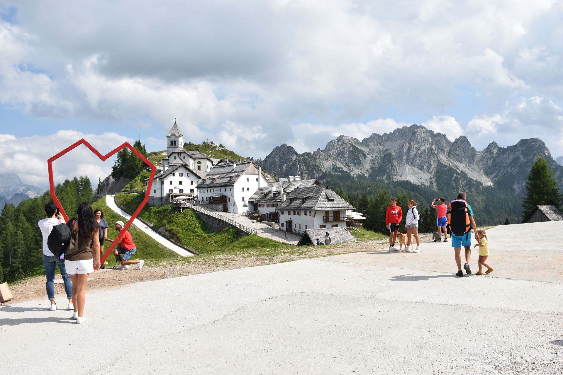 Monte Santo di Lussari - simbol mira i zajedništva među narodima - Naša ...